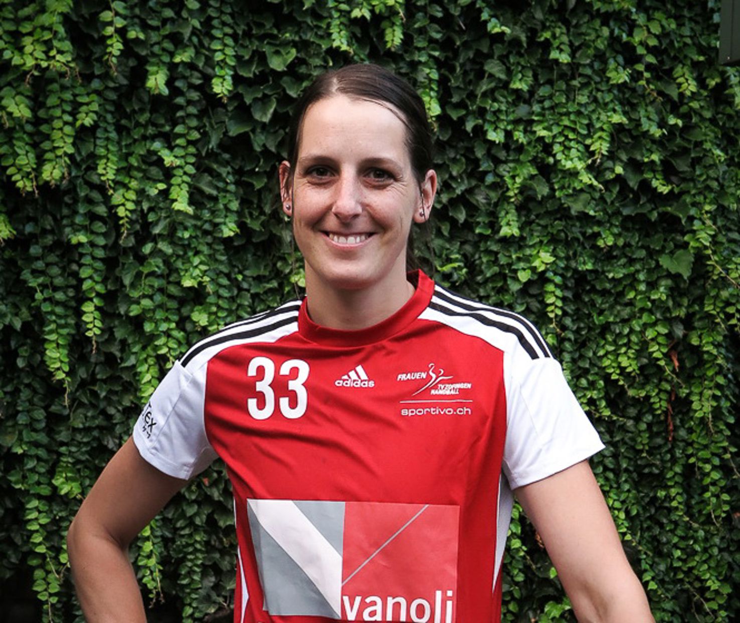 Angela Dolder wird Assistenztrainerin bei den Spono Eagles - Handball ...