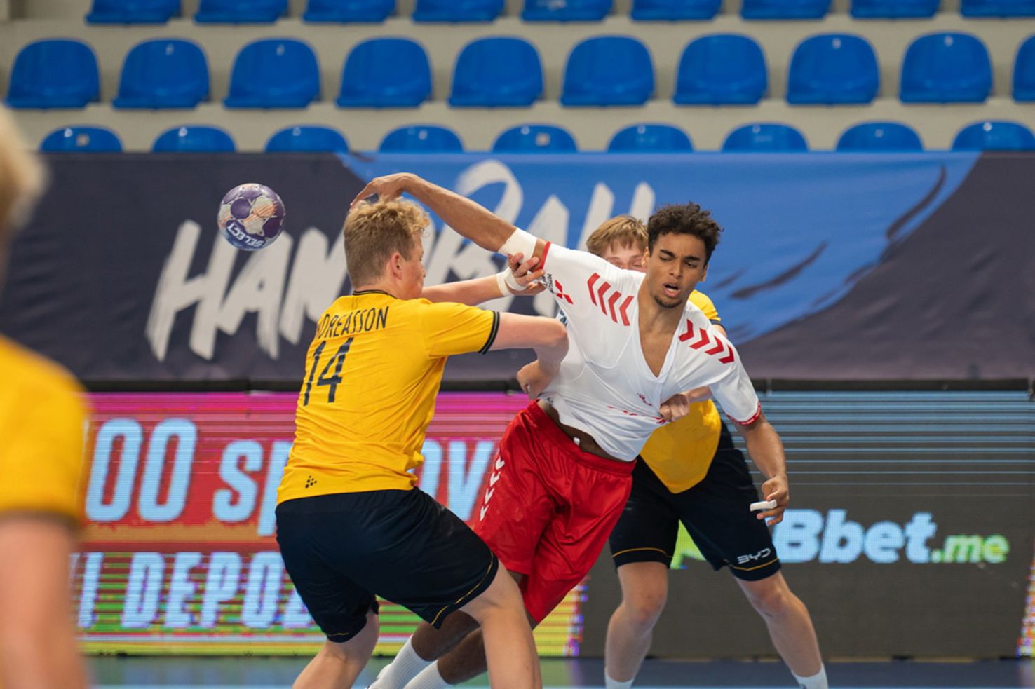 SparkassenCup: Zwei Schweizer Siege und drei Niederlagen für die U19 ...